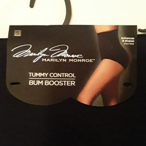 Marilyn Monroe | Intimates & Sleepwear | Marilyn Monroe Bum Booster S ...